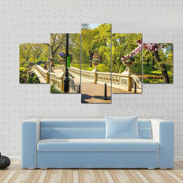 Bow Bridge in Central Park Canvas Wall Art - Tiaracle