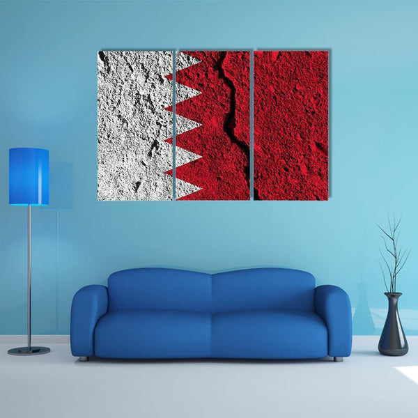 Cracked Bahrain Flag Canvas Wall Art - Tiaracle